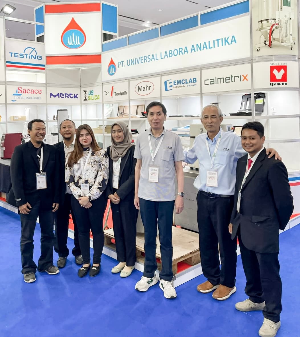 Universal Labora Analitika